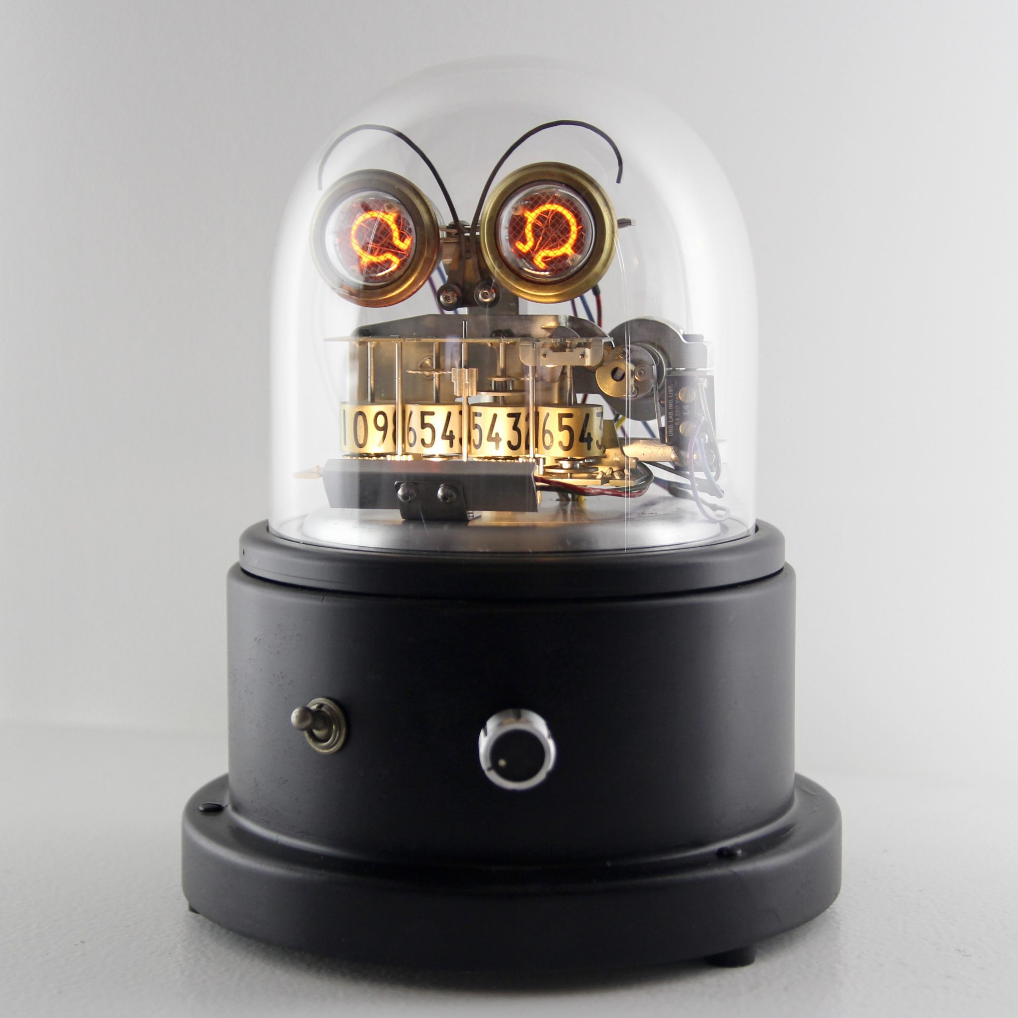 Nemo Gould | Robots & Figurative